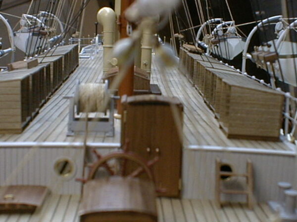 Endurance – Fine Art Models